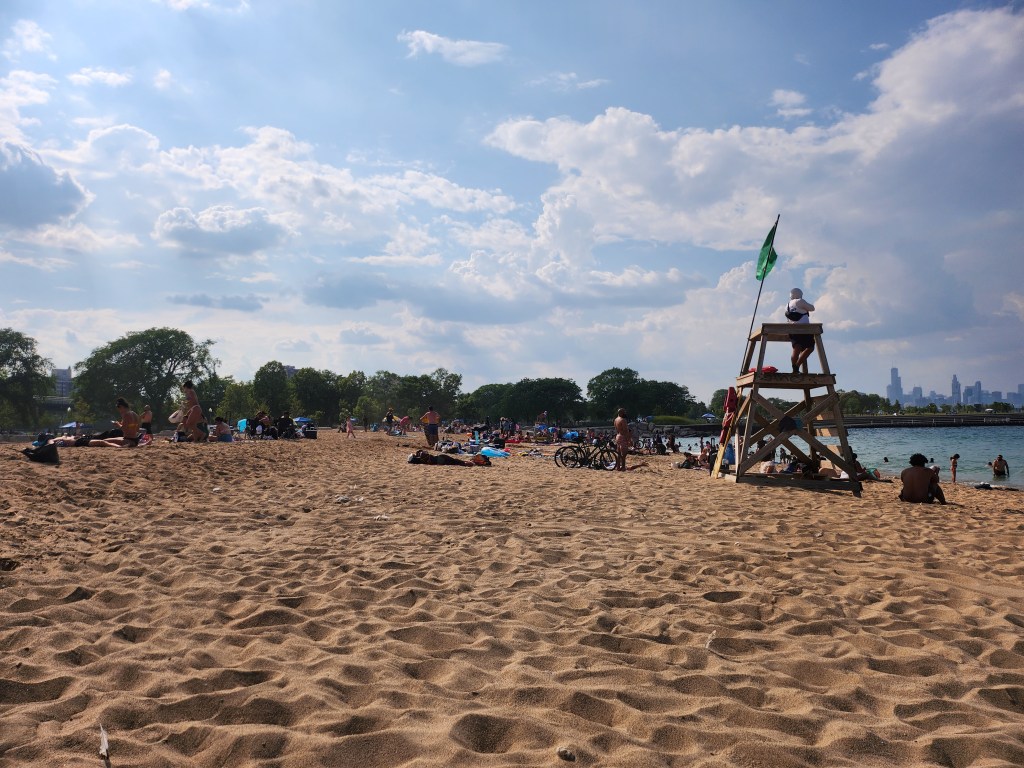 Everything You Need To Know For The Perfect Chicago Beach Day - The ...